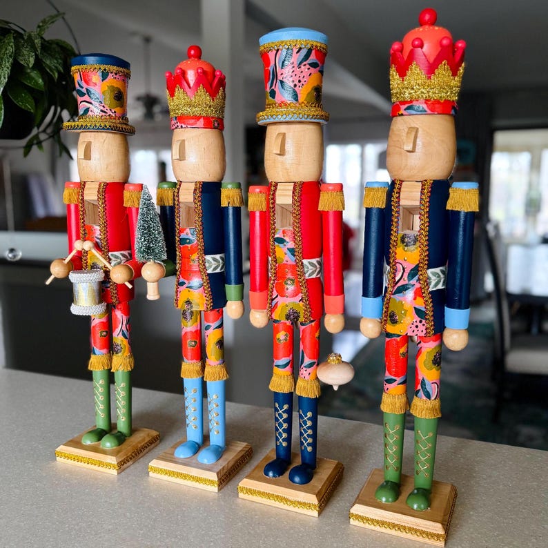Hand-painted Nutcrackers Modern Poppy Collection - Etsy