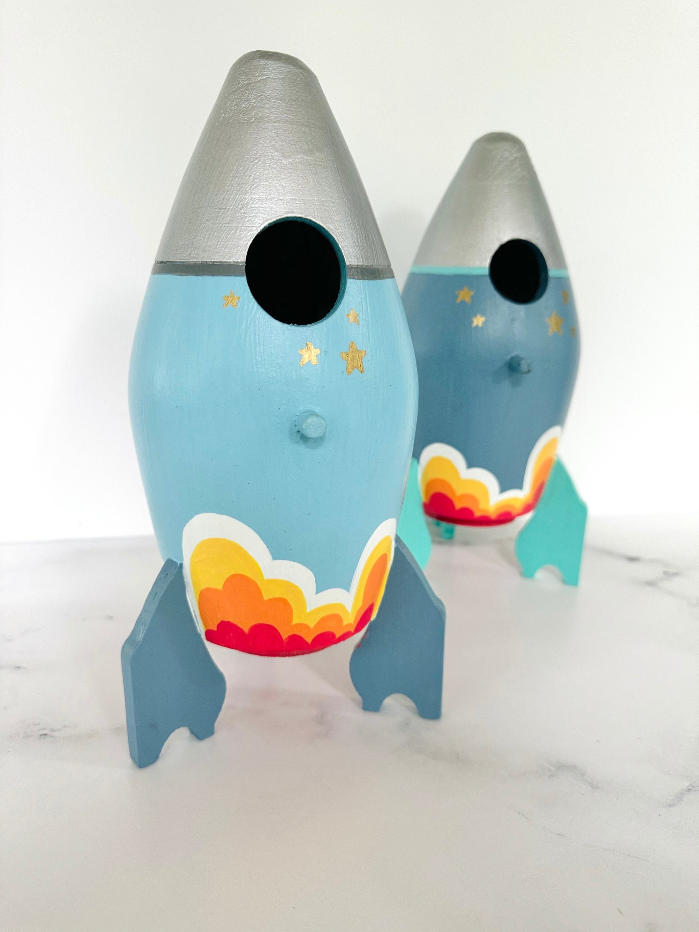 Hand-painted Astronaut & Alien Peg Dolls: Kids Space Decor - Etsy