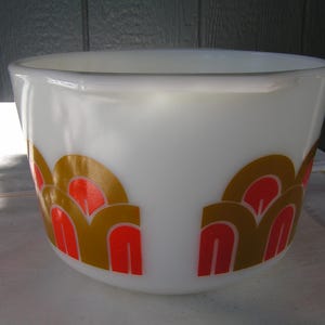 Vintage PYREX Fish Scales Arches 1971 Tab Handle Mixing Bowl ...