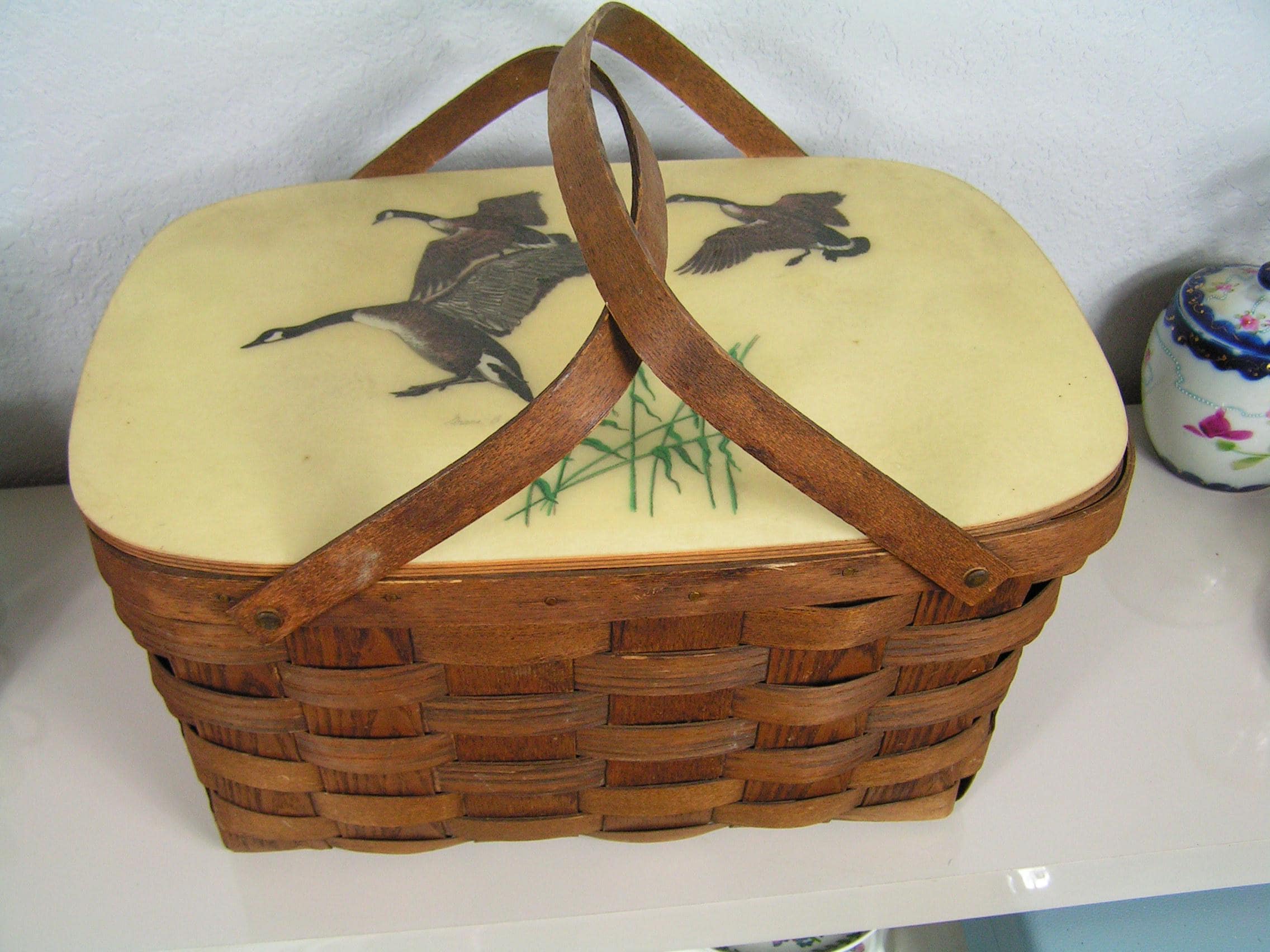 Vintage 60s Signed Bacova Guild Canadian Geese on Fiberglass Lid 2 ...