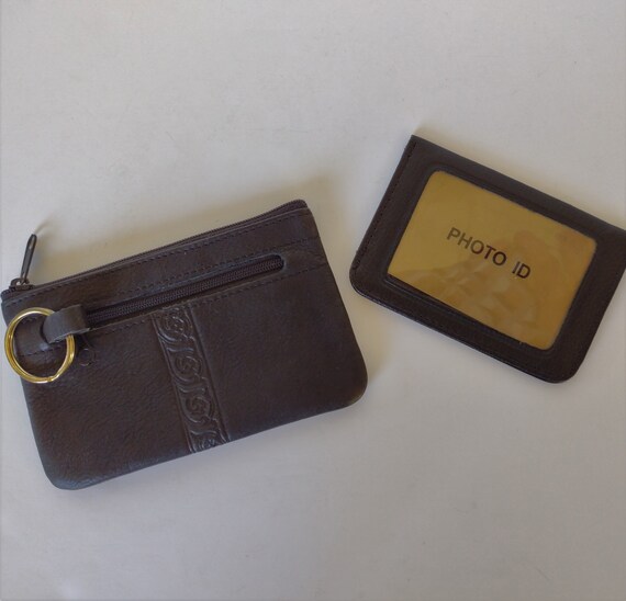 Little Black Leather Zippered Change Purse with Key R… - Gem