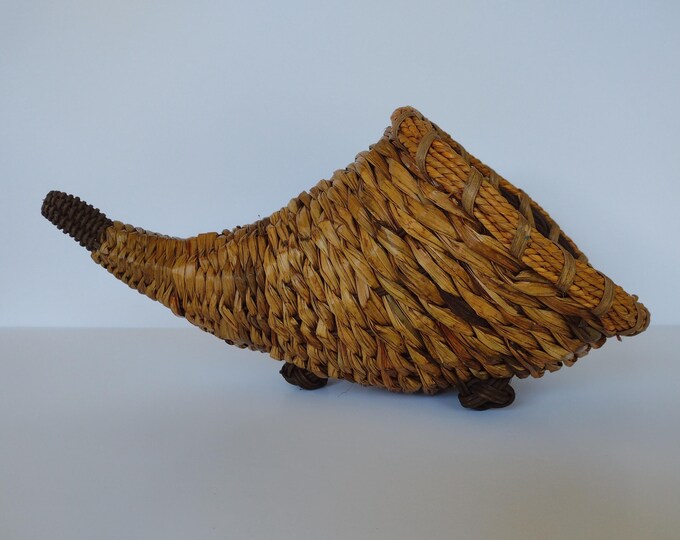 Woven Straw Wicker Cornucopia Basket Horn of Plenty - Etsy