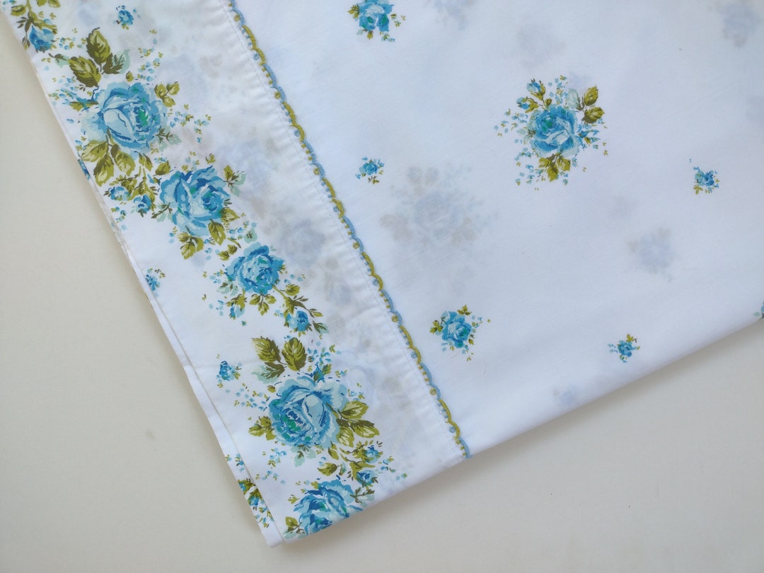 Blue and White Rose Floral Twin Flat Bed Sheet - Vintage Springmaid ...