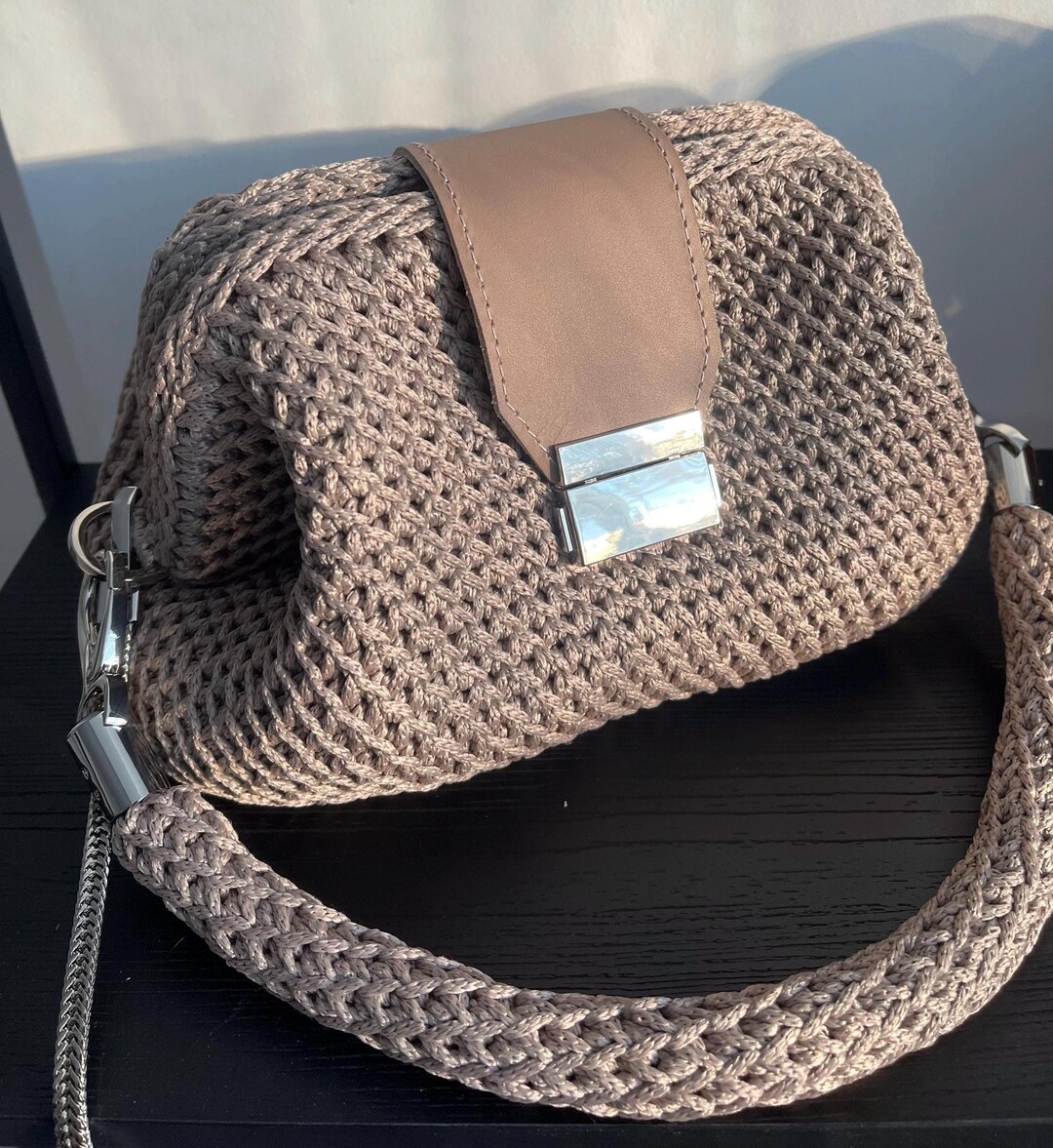 Bag Dumpling . Stunningly Stylish Knitted Cloud Bag. Knitted Cloud Bag ...