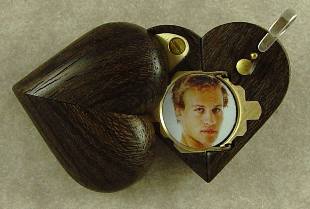 Illusionist Locket #B136 With 2 Secret Compartments and Cremation Ash ...