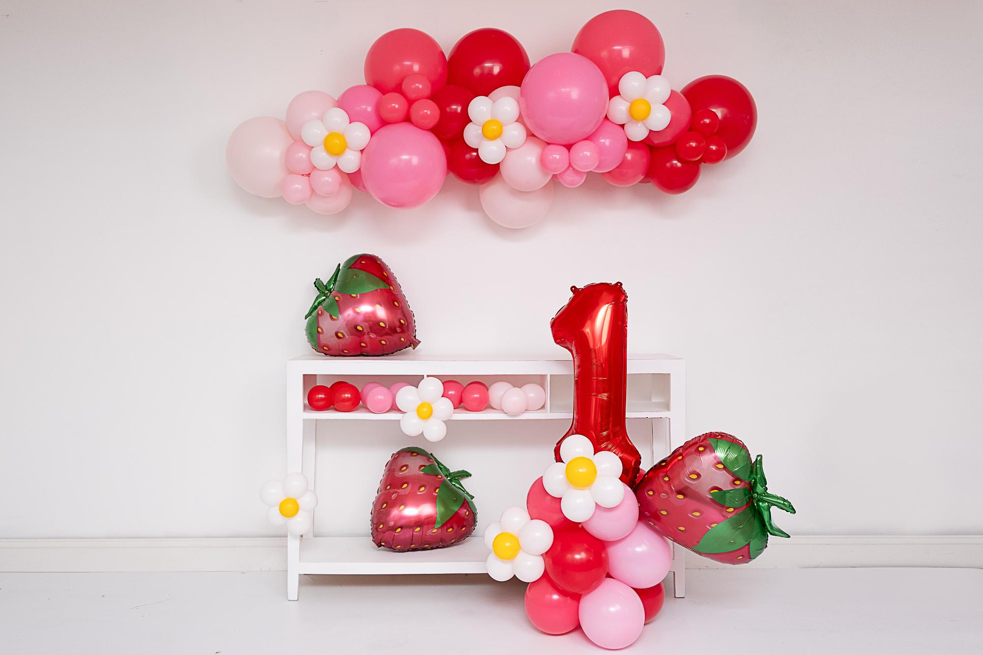 Berry Birthday Balloon Garland Kit, Tuftex Balloons , 1rst Birthday ...