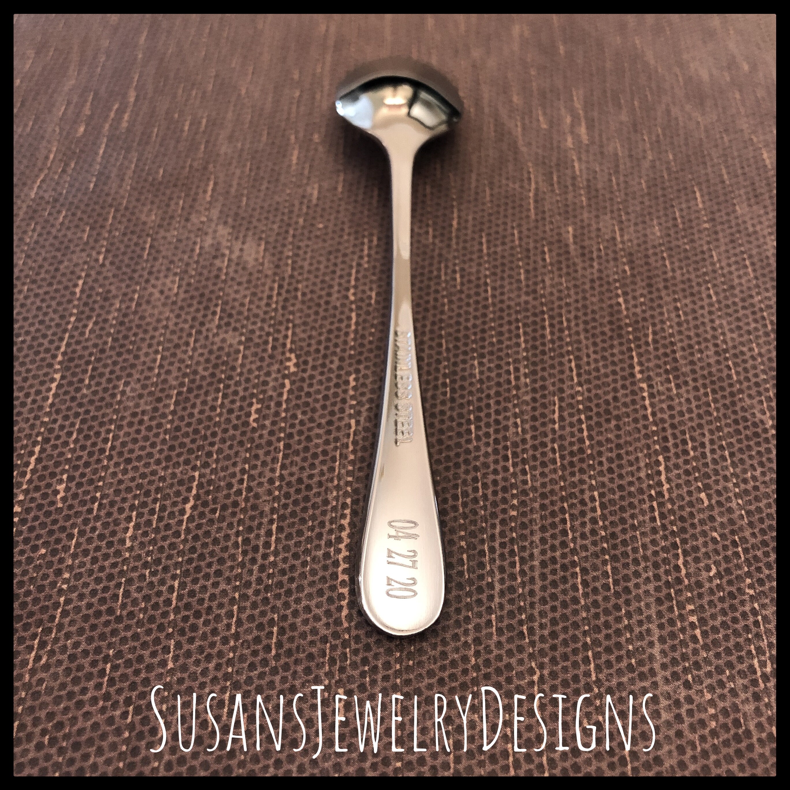 Engraved baby spoon with date on back monogram baby gift | Etsy