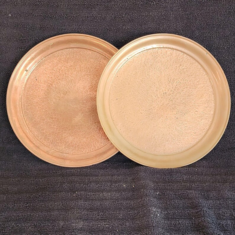 VTG Two Copper Hand Hammered Plates - Serving or Home Decor - Farmhouse ...