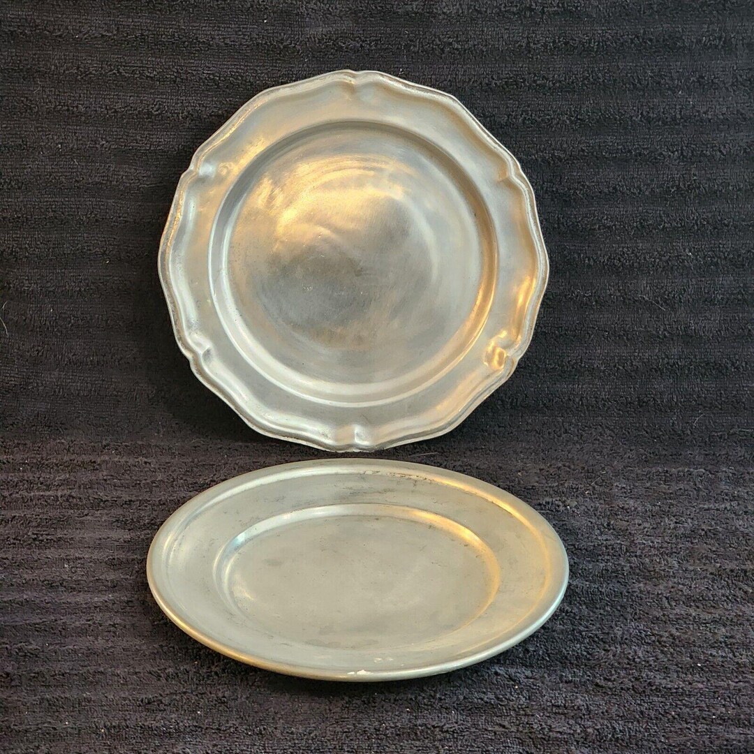 Pair of Pewter Dinner Plates 10 RWP and Kings Quality Pewter - Etsy