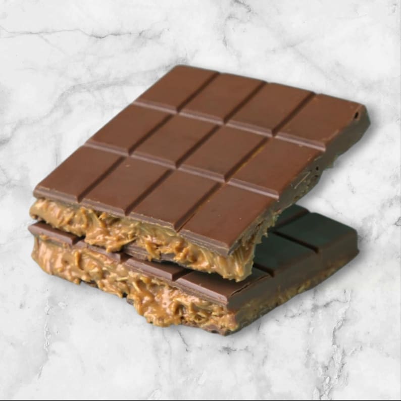 Biscoff Cookie Butter Knafeh Stuffed Chocolate Bar!! - Etsy