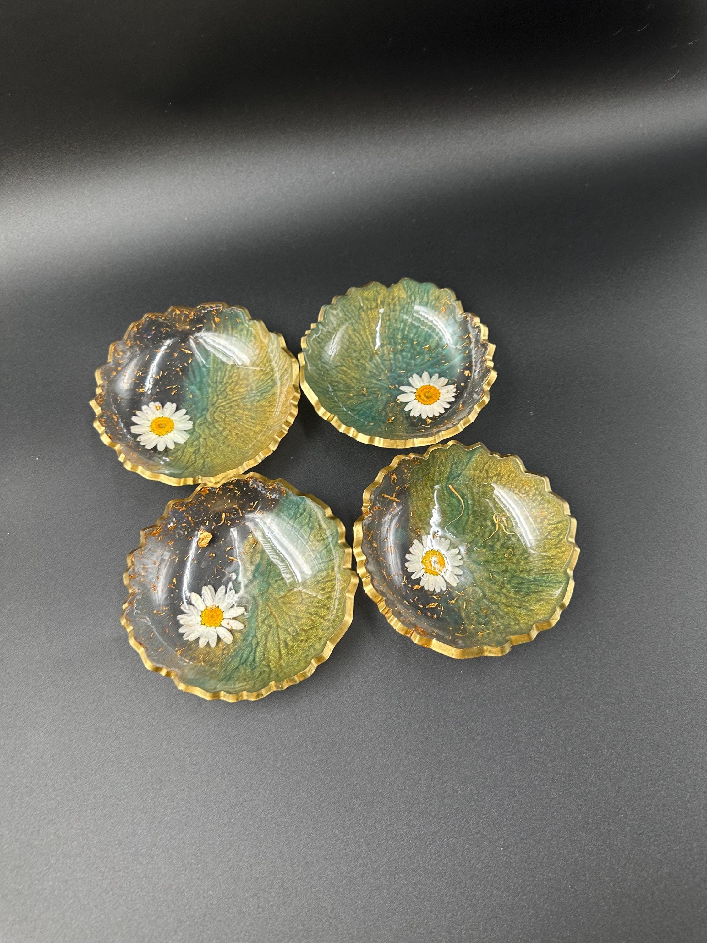 Sparkle Resin Tray, Coasters, Fancy Resin Serving Trays Made With Hand ...