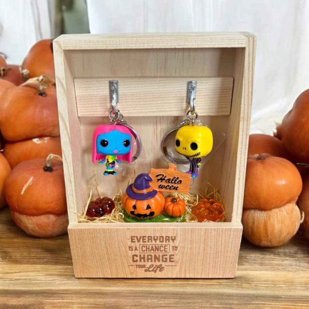 Halloween Key Holder, Halloween Decor, Handcrafted Key Holder Halloween ...
