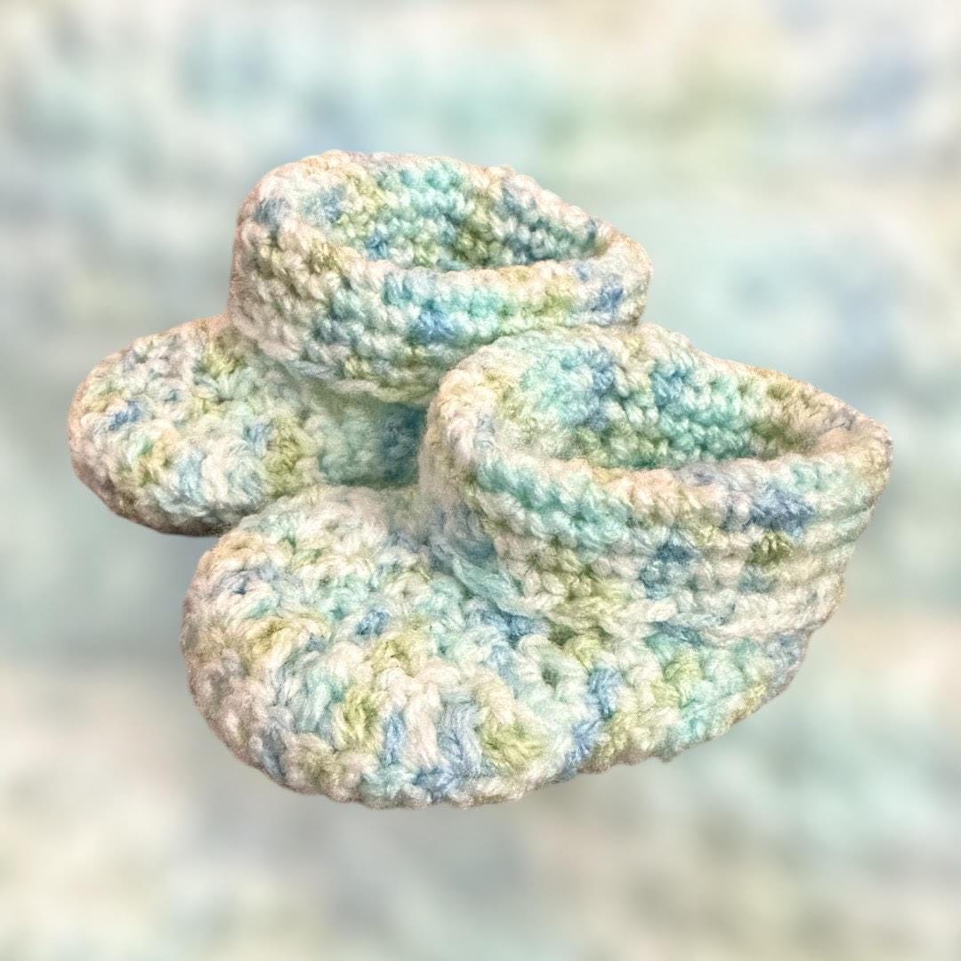 ADORABLE CUSTOM Crochet Baby Booties! 0-3 Months Warm and Cozy ...