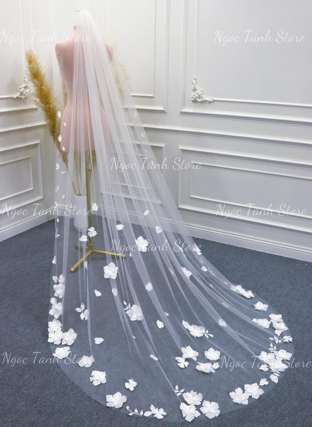 Gorgeous 3D Floral Lace Veils. 1 Tier Long Veils. Chapel Veils. Custom ...