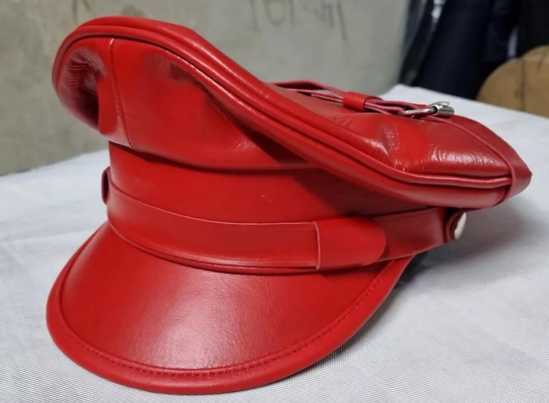 Finest Soft Red Real Leather Muir Cap Peaked Cap With Strap, Biker Cap ...