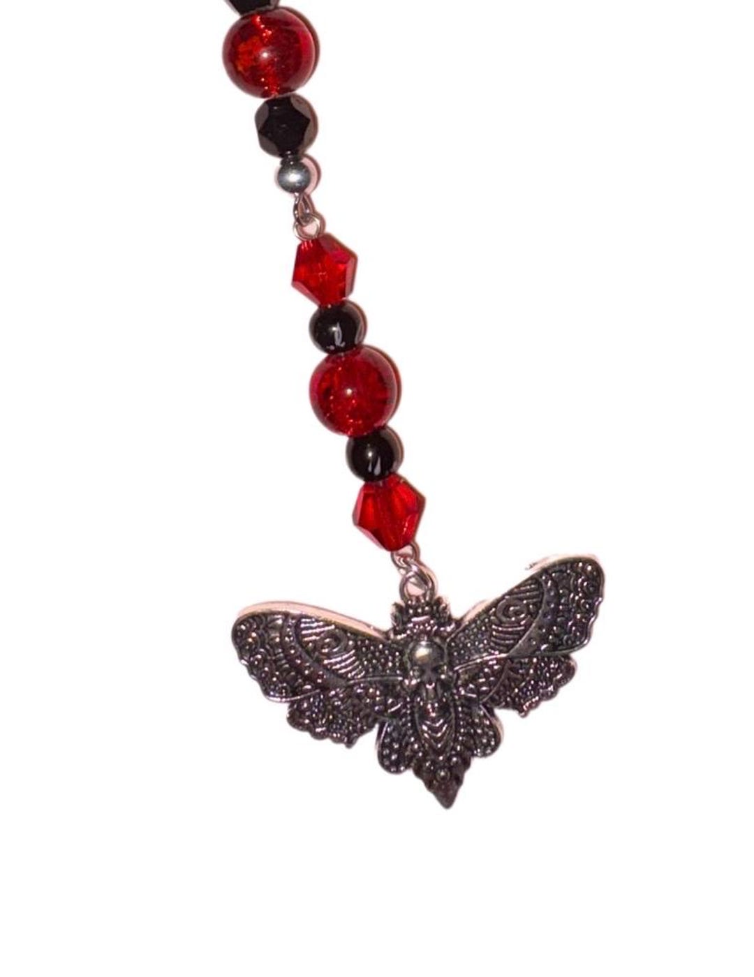 Stranger Things Inspired Red and Black Skull Moth Keyring, Keychain ...