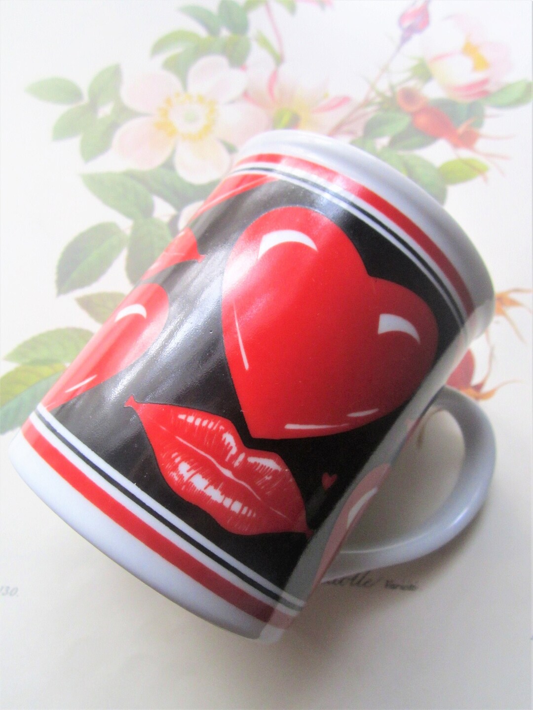 1990's Coffee Cup, Vintage Valentines Day, Retro Art Coffee Mug ...