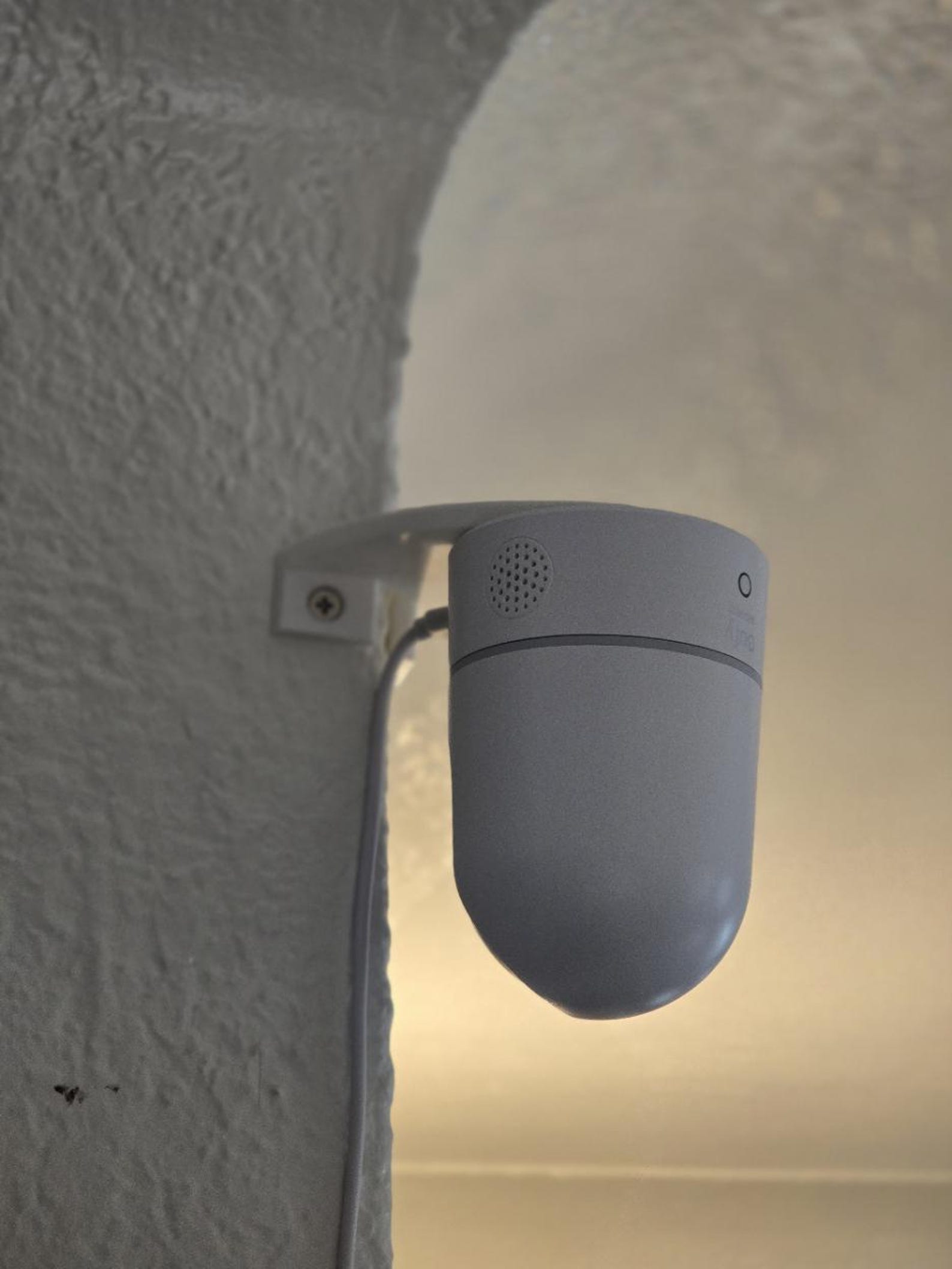 Eufy E220 Corner Wall Mount Upside Down or Right Side up for Outer ...