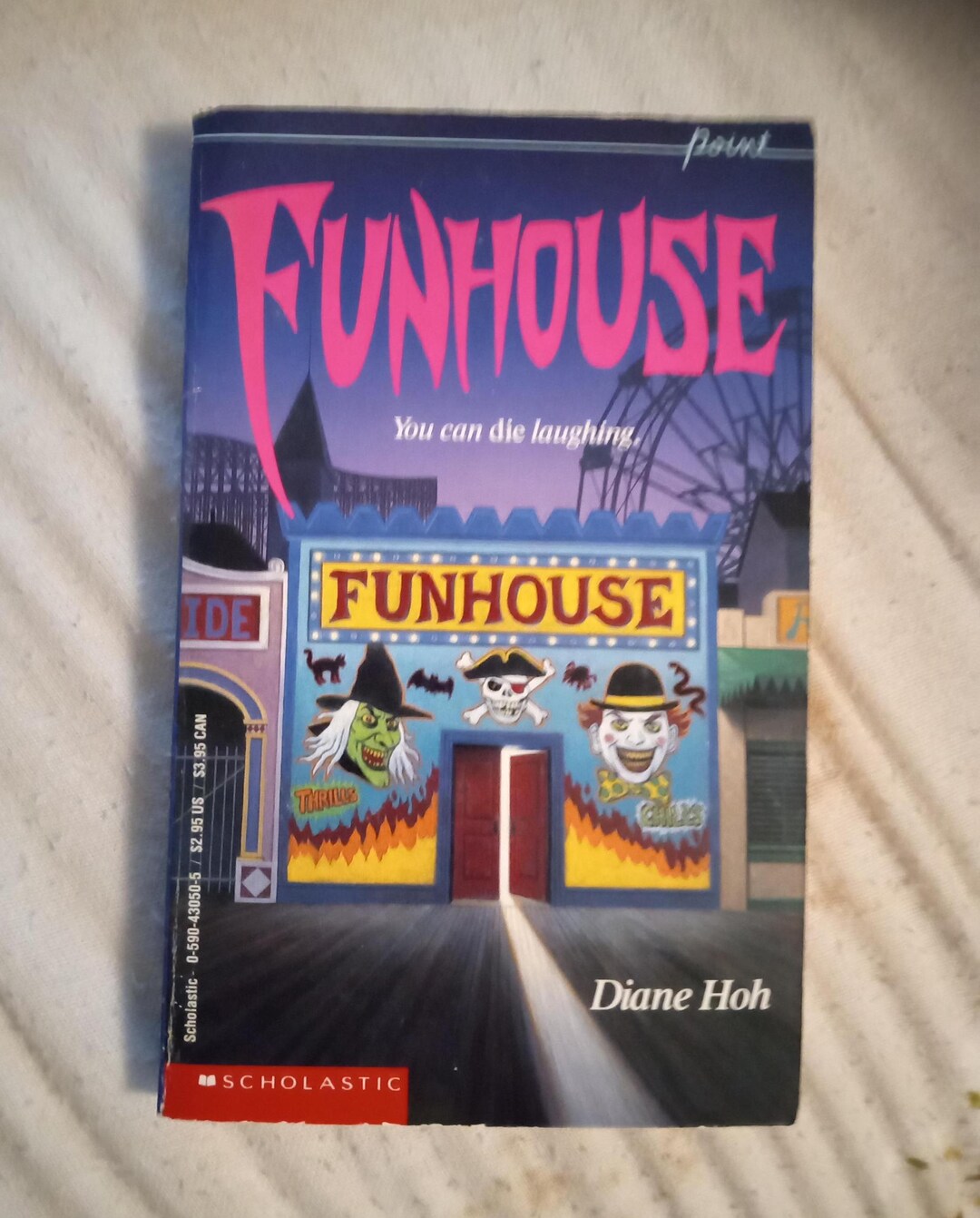 Funhouse by Diane Hoh Point Horror 90s Teen Scary Circus Clown ...