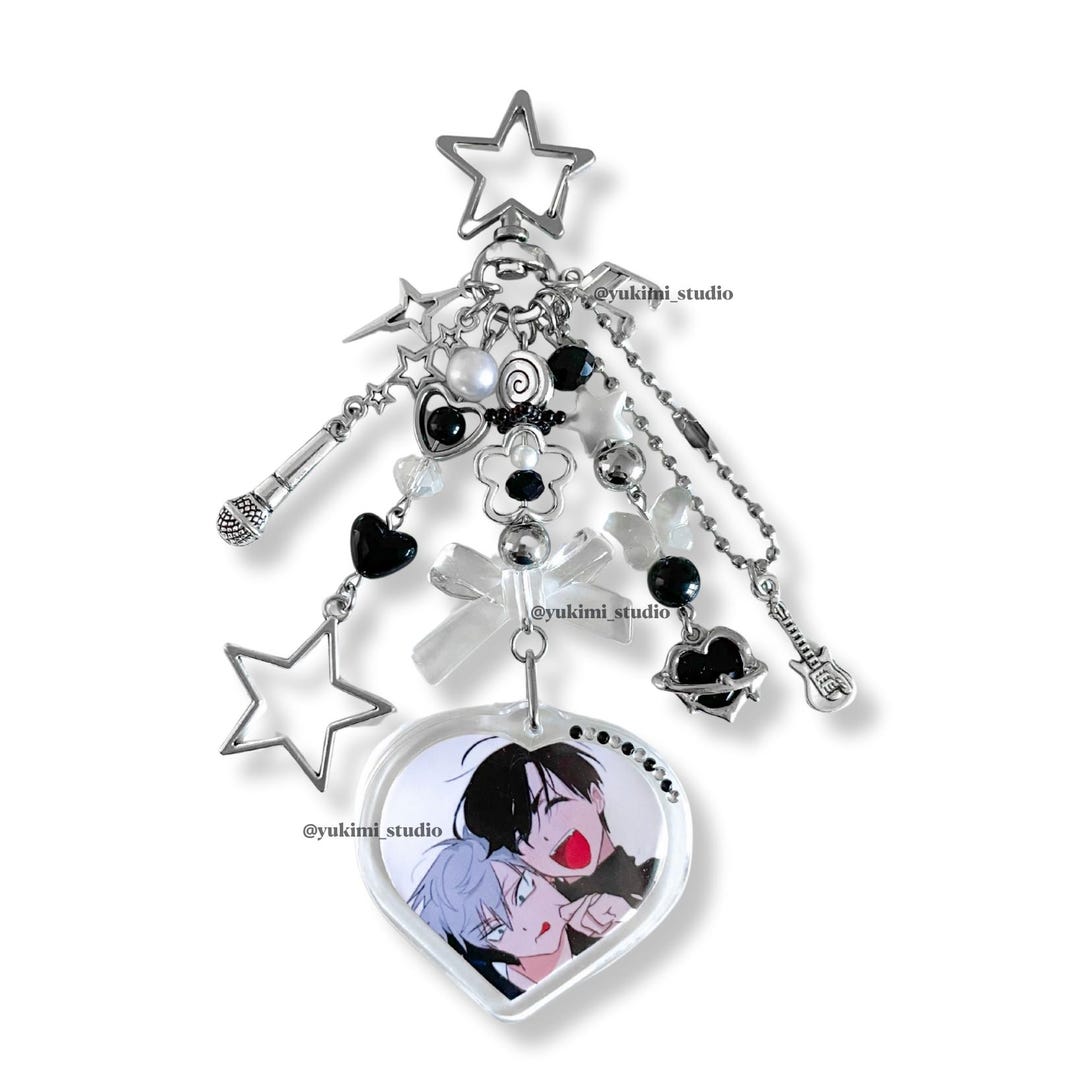 Alien Stage Ivantill Keychain - Etsy