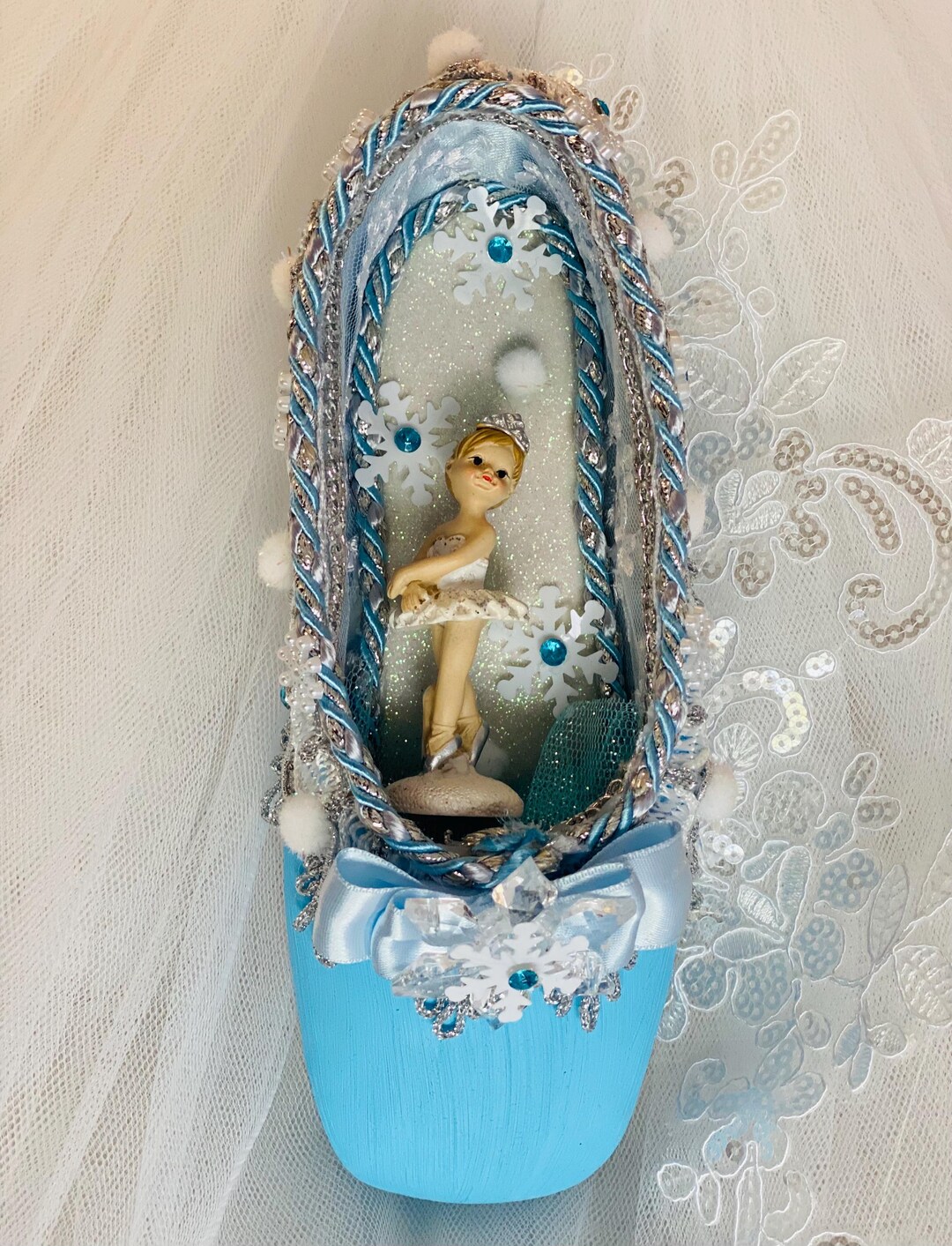 Snow Queen Pointe Shoe - Etsy