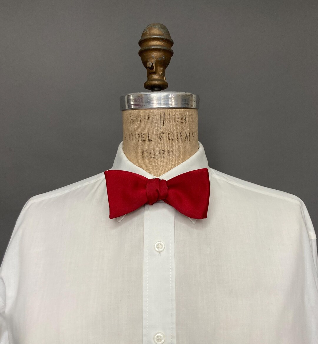 Vintage 1980s CABLE CAR CLOTHIERS by Robert Kirk - Red Self-tie/hand ...