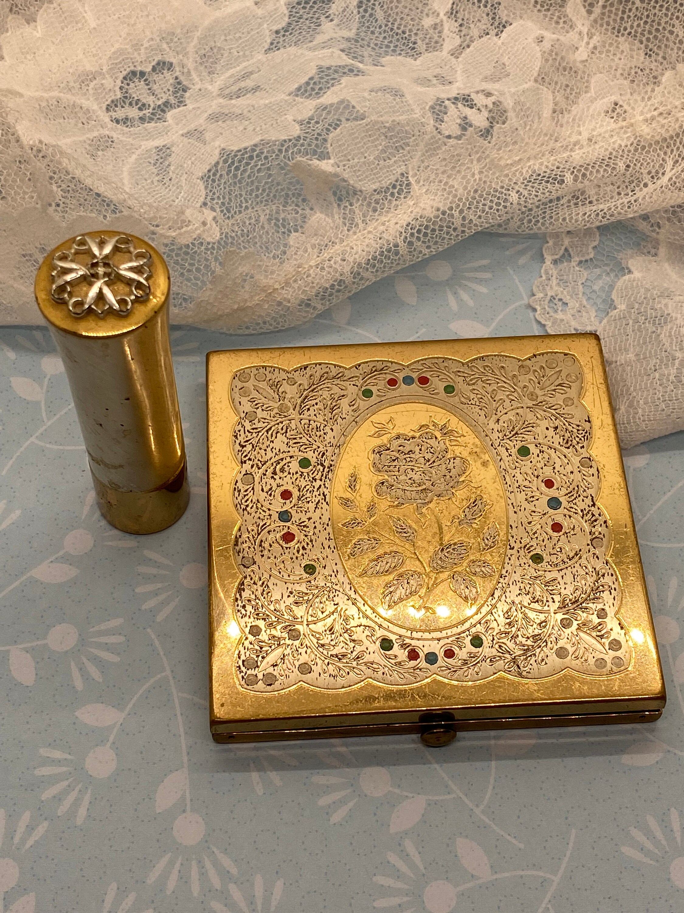 Vintage Wadsworth Powder Compact and Avon Lipstick - Etsy