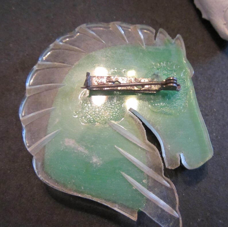 Carved Lucite Horse Brooch Vintage 40's - Etsy