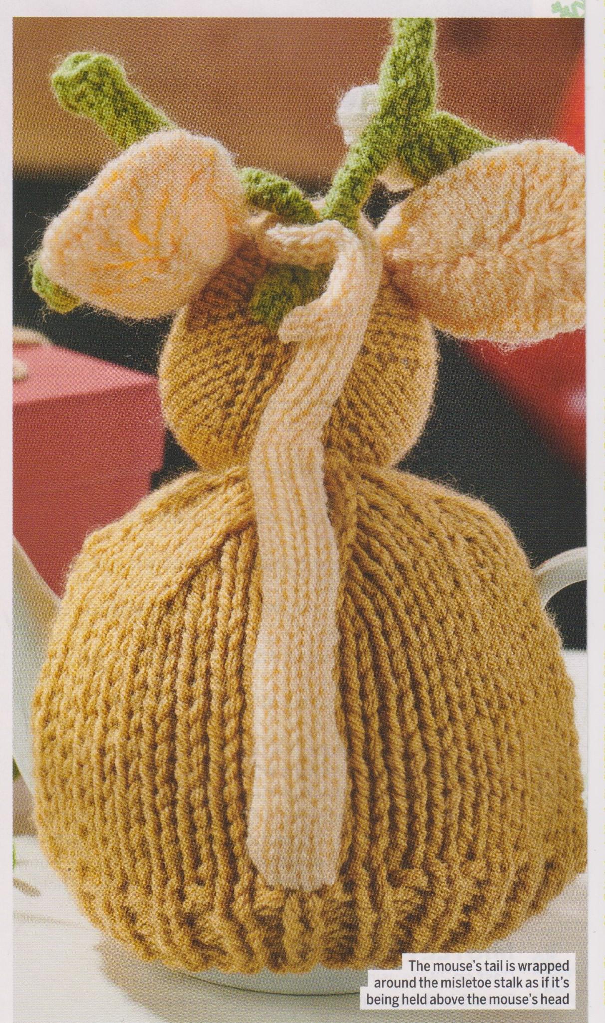 Mistletoe Mouse Tea Cosy Knitting Pattern - Etsy