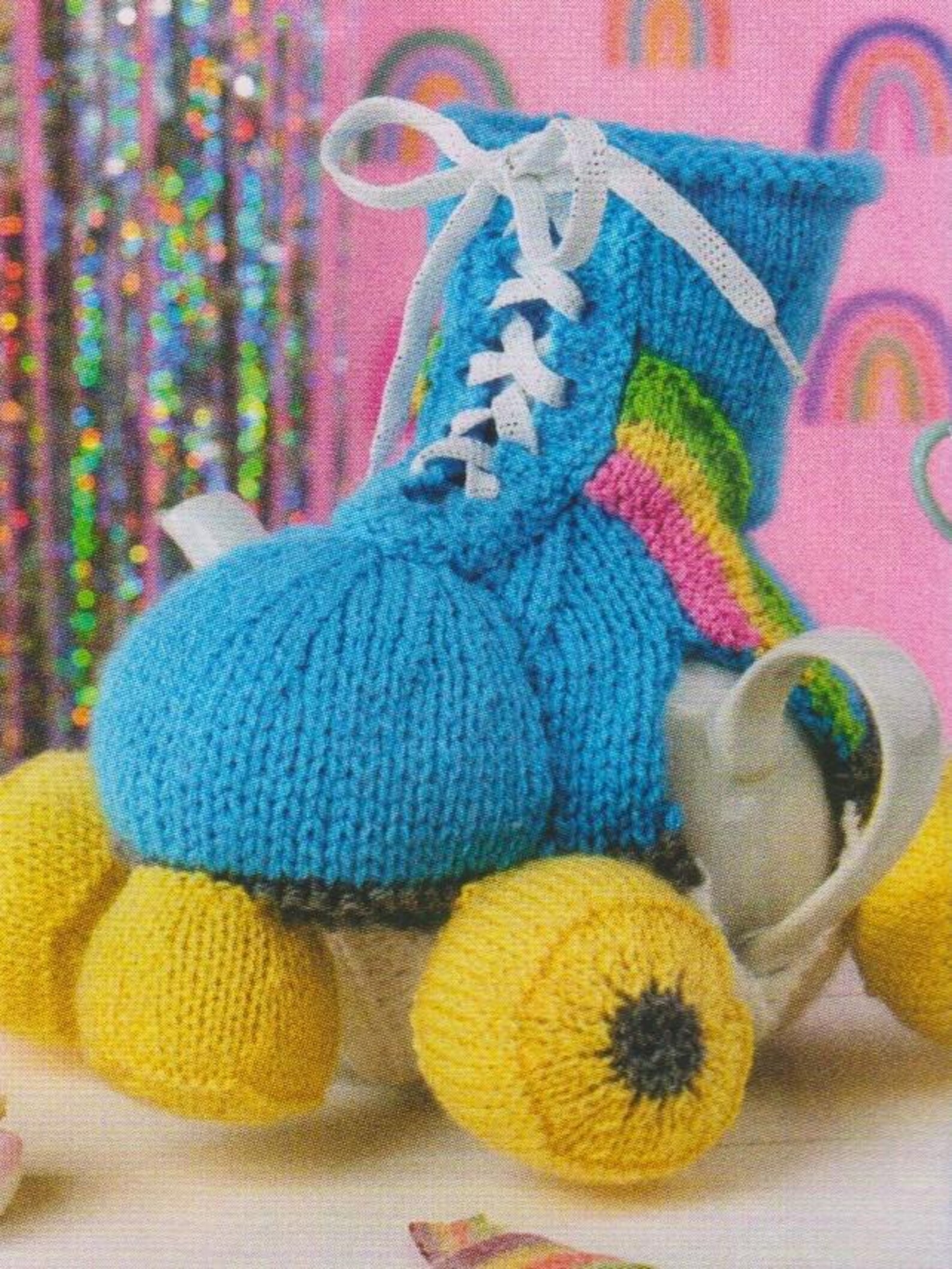 Pansy and Roller Boot Tea Cosy Knitting Patterns - Etsy
