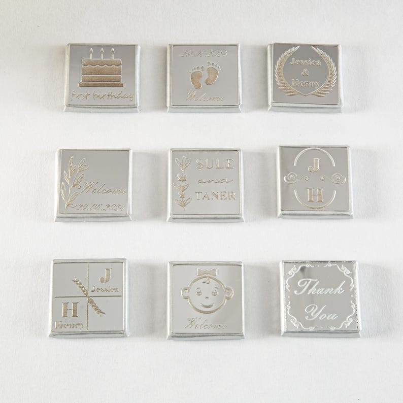 Personalized 4x4 Cm Milk Chocolate Squares in Silver Wrapping - Custom ...