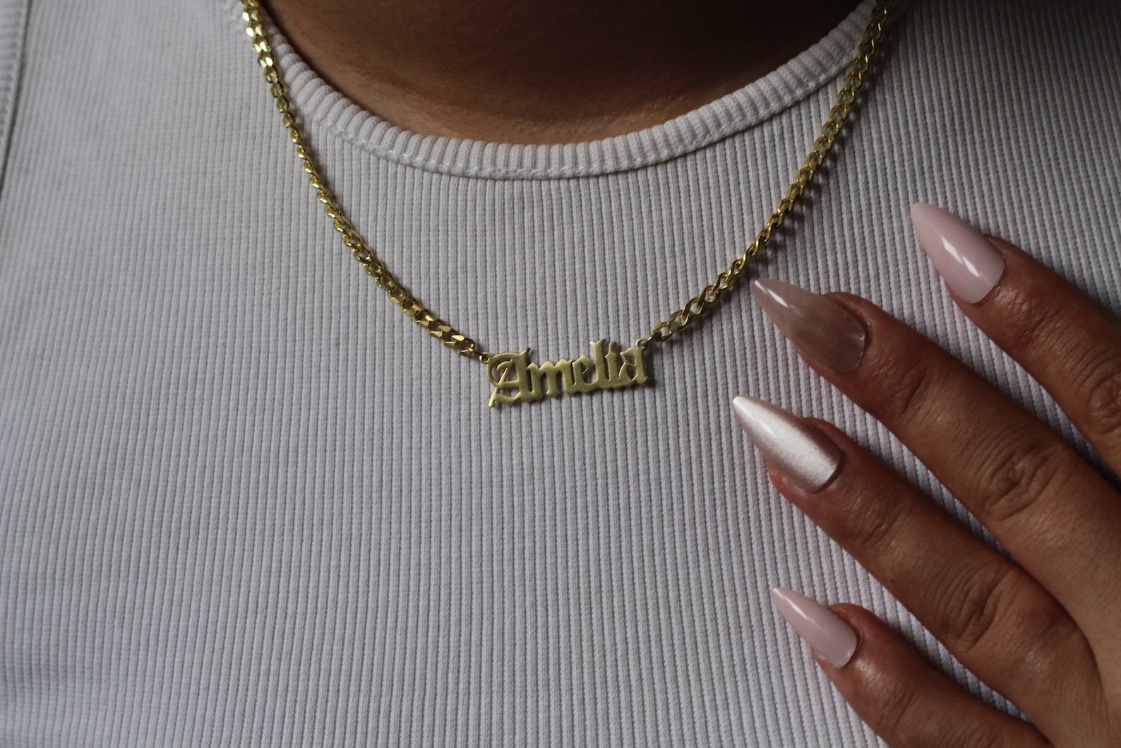 Curb Chain Name Necklace, Custom Curb Link Necklace, Stylish Name ...
