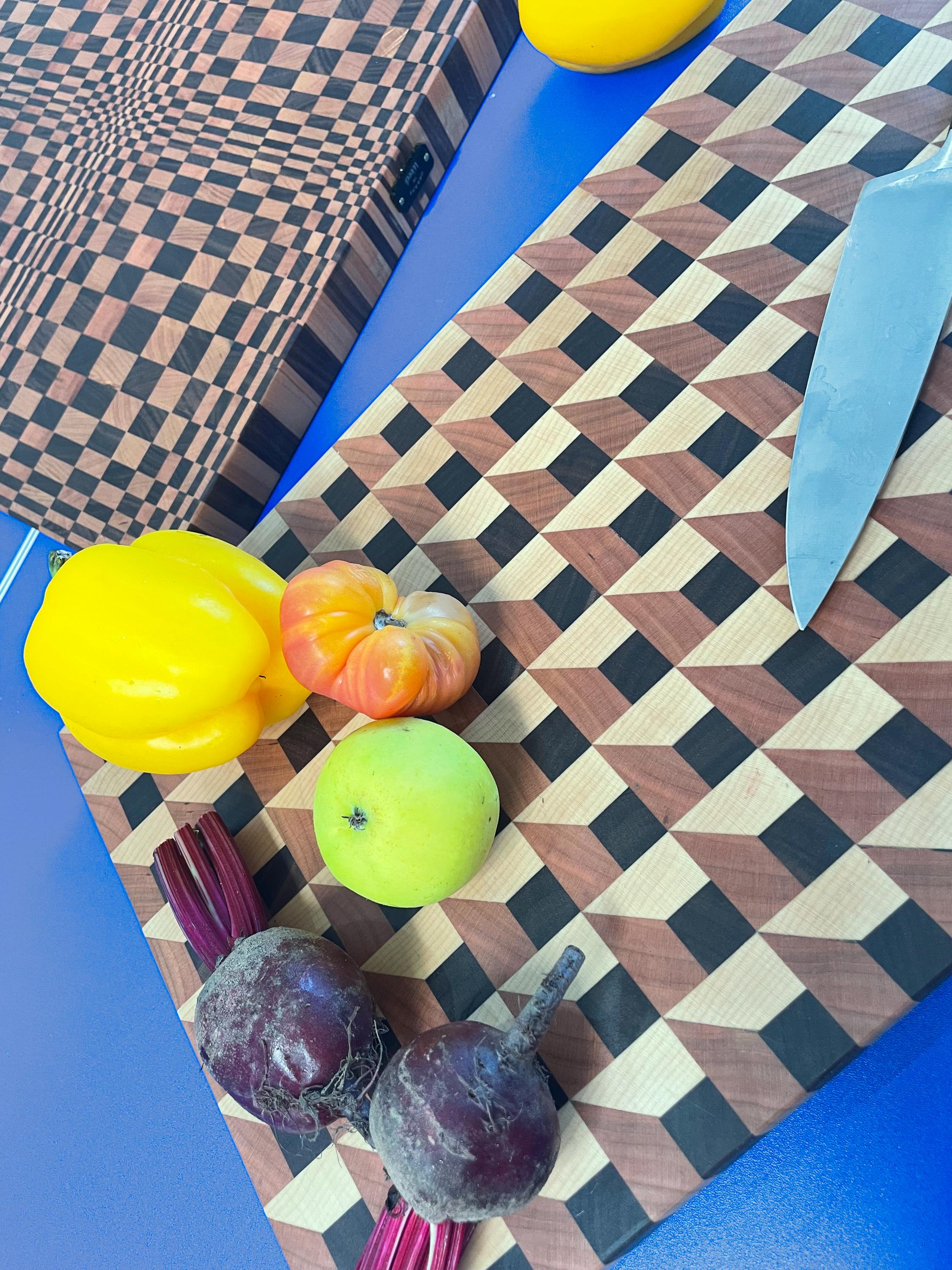 3D Optical Illusion Edge Grain Cutting Board - Etsy