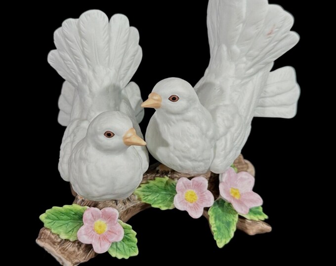 Vintage Homco Courtship Doves on A Log Figurine #14530 Circa 1980-1990 ...