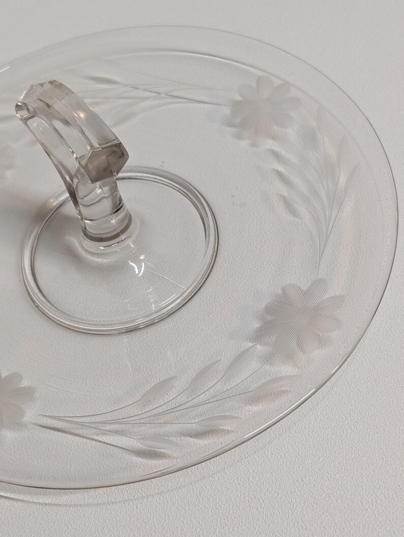 Vintage Etched Glass Dessert Servingtray and Goodwood Glass Cake Dome ...