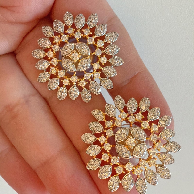 Desi Earring Gold - Etsy