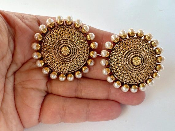 Gold Studs Indian Studs Pearl earrings South Indian earrings Temple Earring temple jewelry Indian jewelry Bridal Jewelry Indian wedding