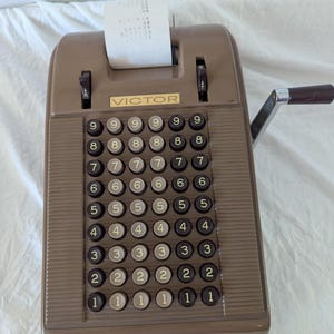 Vintage Victor Manual Adding Machine Vintage Office Supplies. - Etsy