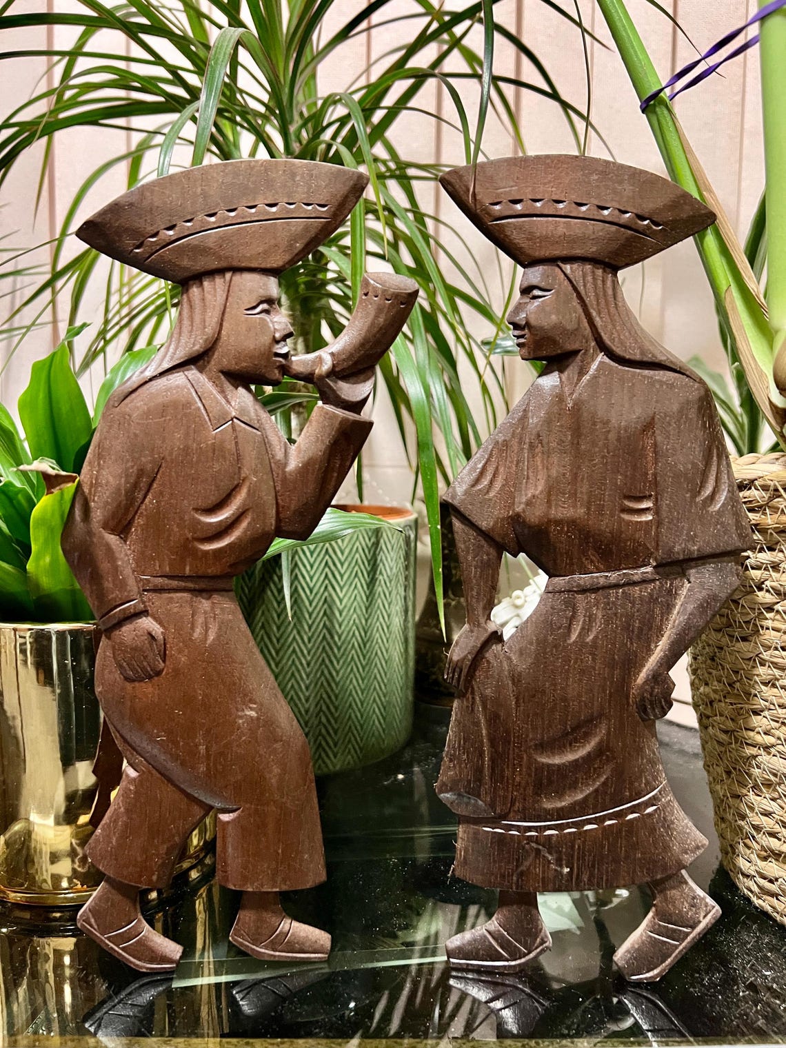 Quecha Ecuadorian Wooden Folk Art Figurines | Traditional Scupture ...
