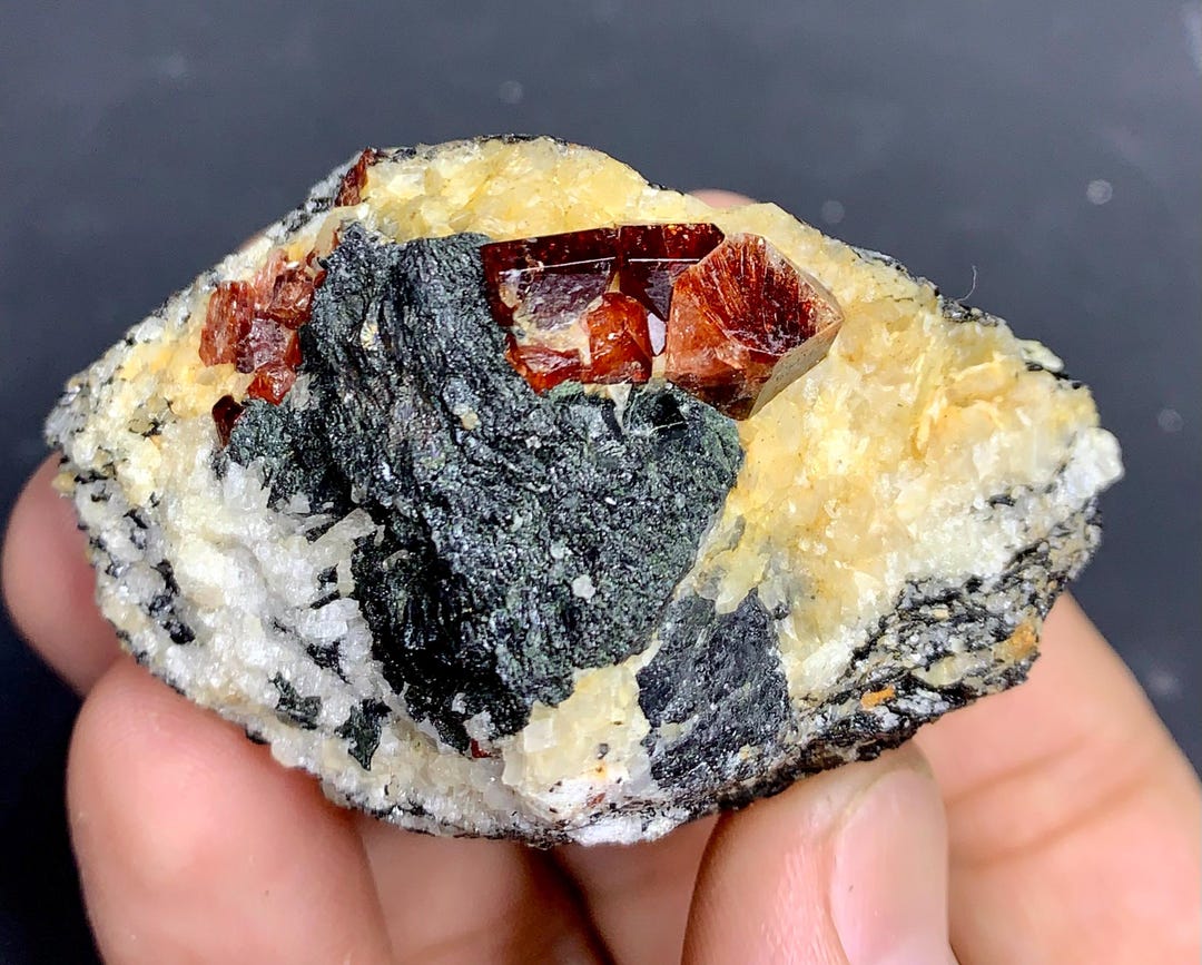 Red Zircon Crystals Bunch: Shigar Mine, Pakistan - 460 CT - Etsy