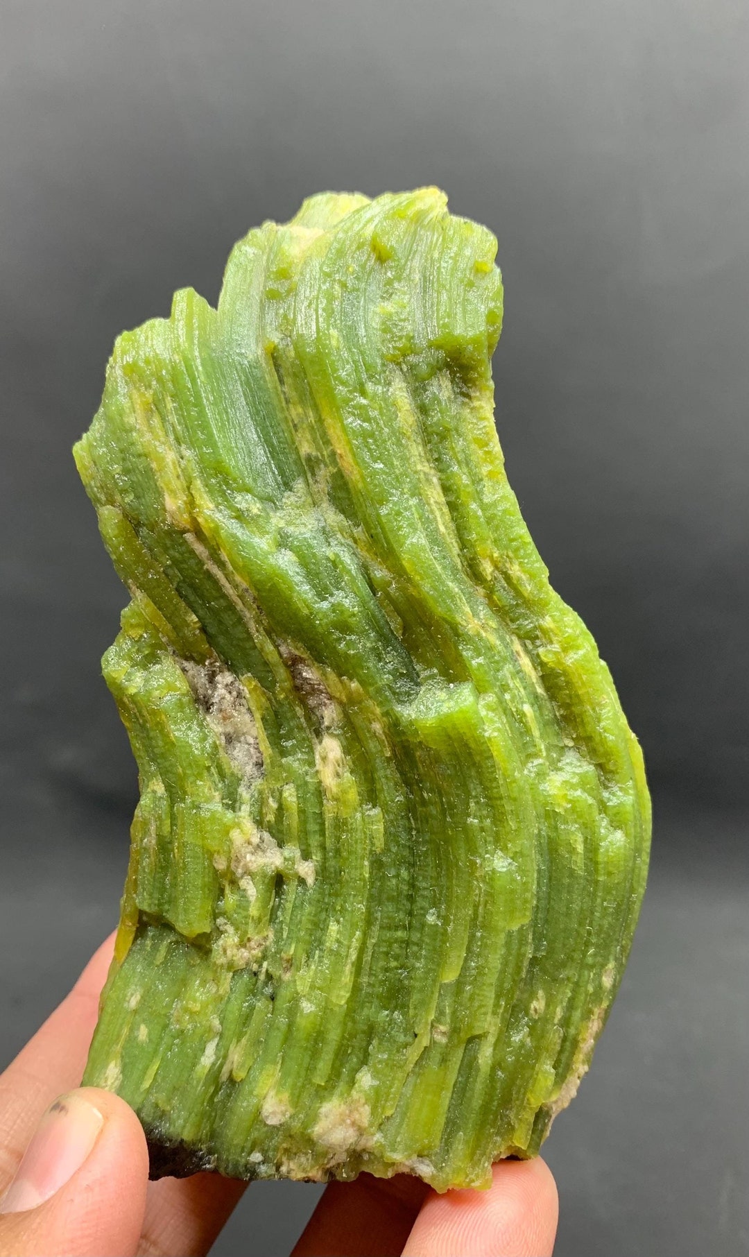 Natural Rare Lush Green Tremolite Crystal From Zagi Mts KPK Pakistan ...