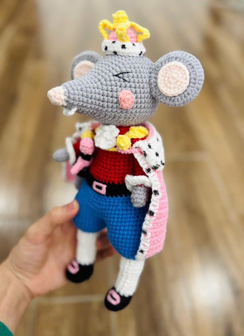 Nutcracker Mouse King Amigurumi Pattern – Royal Mouse Crochet Toy ...