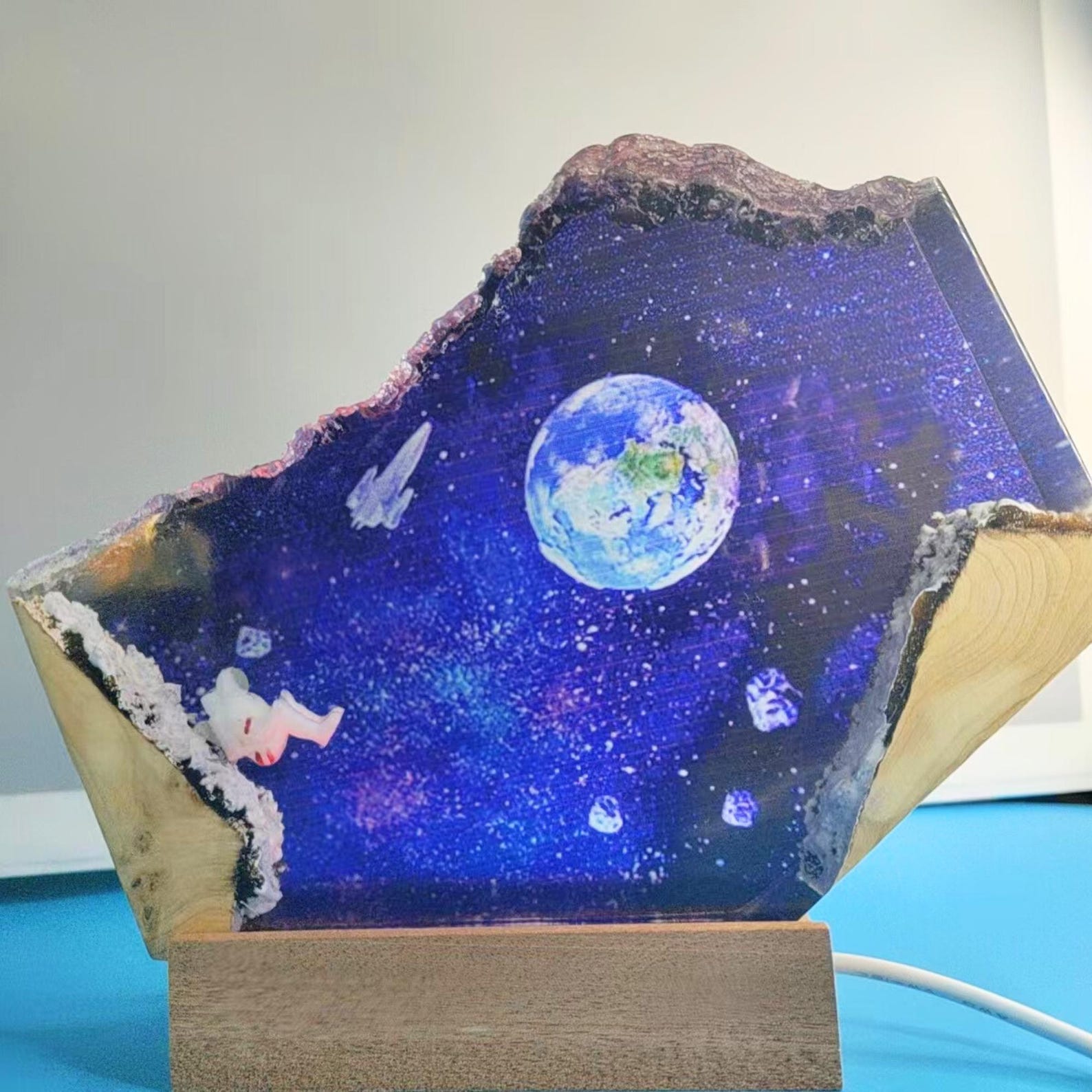Space Galaxy Resin Lamp: Custom Spacecraft Night Light - Etsy