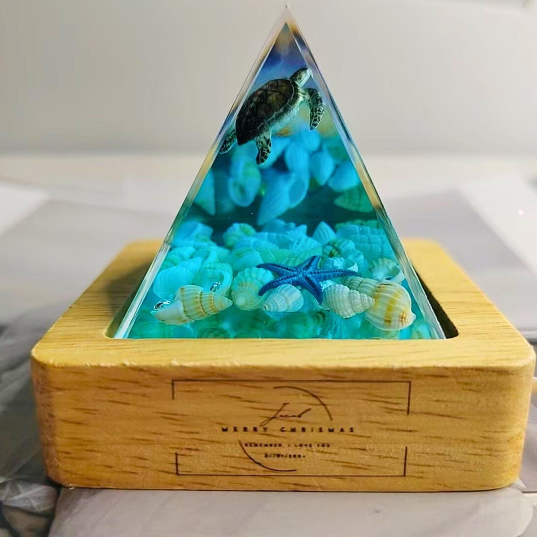 Ocean Resin Lamp: Undersea World Diorama Night Light - Etsy