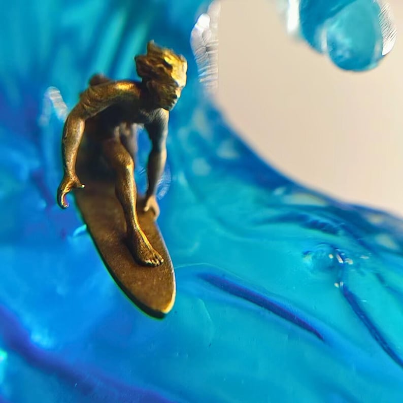 Surfer Resin Night Light-handmade Epoxy Resin Lamp-diorama Ocean Resin ...