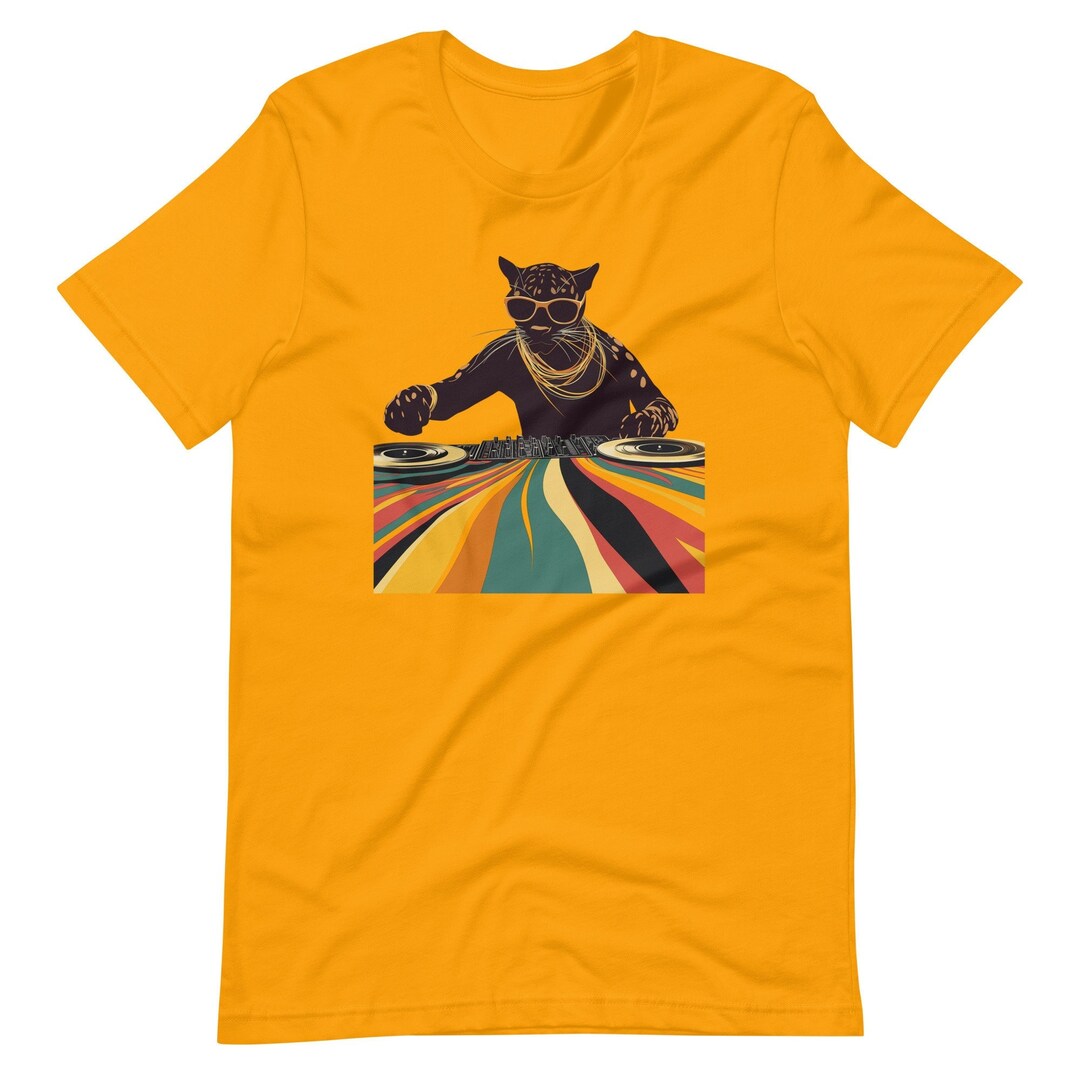Panther is Djing With Two Decks, Unisex T-shirt - Etsy