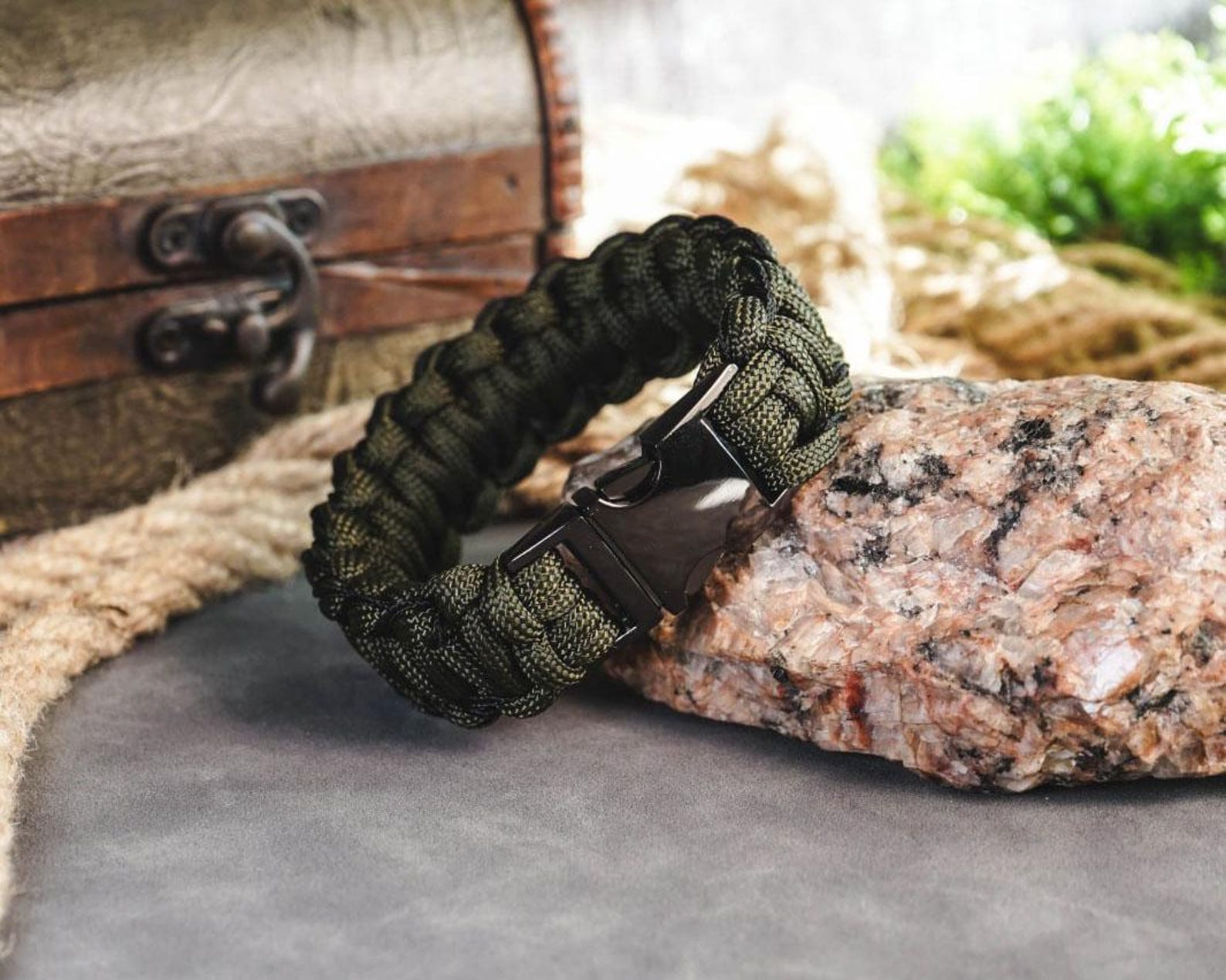 Paracord Survival Bracelet, Military Paracord Bracelet, Paracord ...