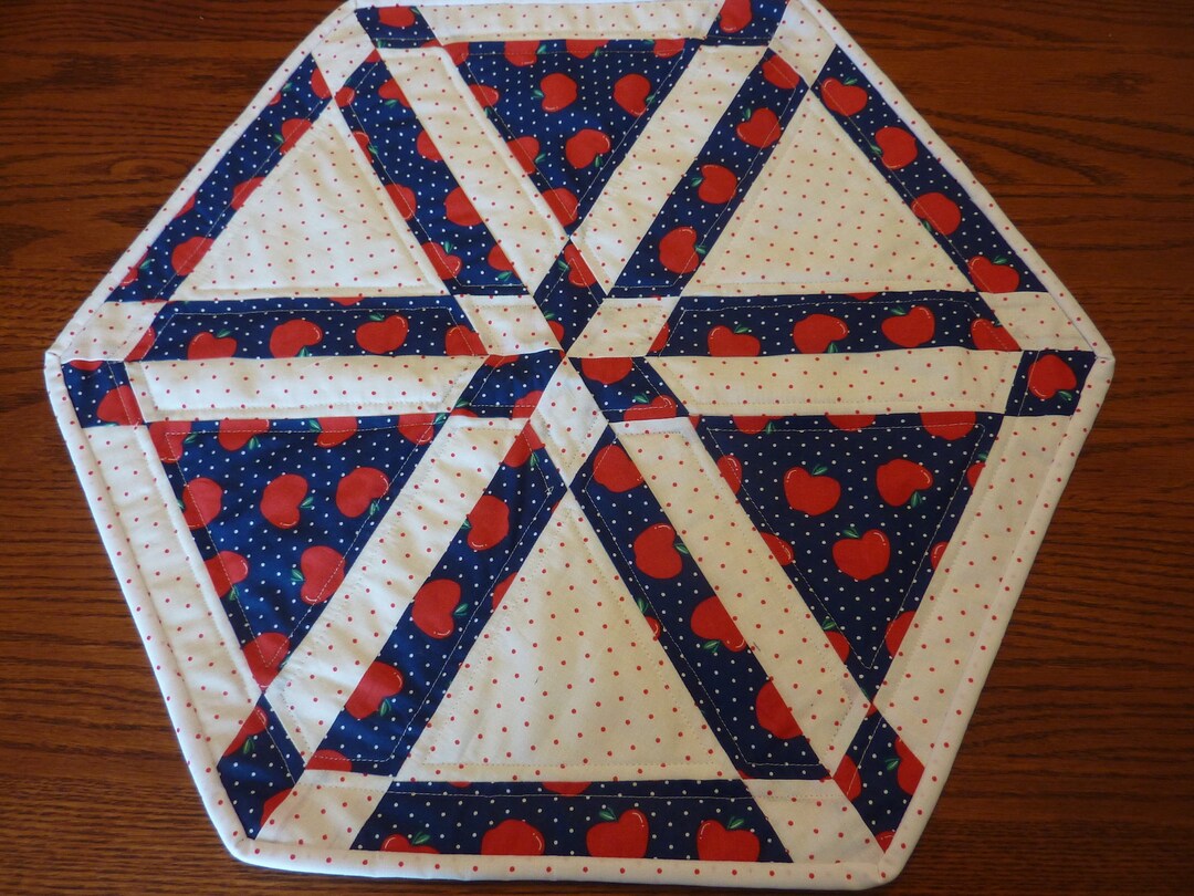 Apple Table Topper - Etsy
