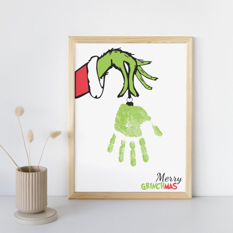 Grinch Footprint - Etsy