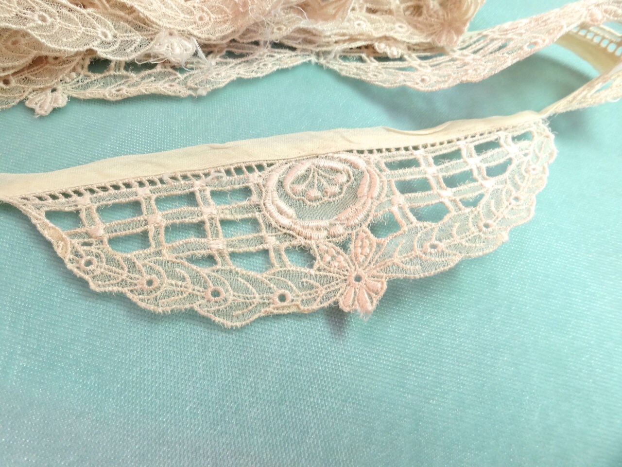 Antique Embroidery Edging With Individual Motifs, Cutwork Edging Trim ...